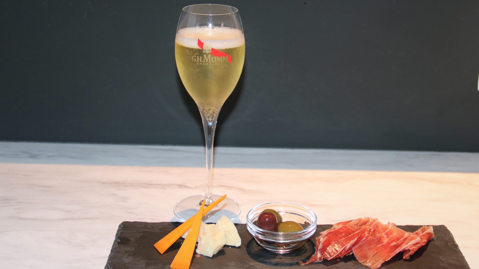 酒屋さんで飲める「令和の角打ち」 グランヴァン前橋の前橋グルメ情報｜前橋発、新しい風 「めぶく」街 。前橋の様々な話題を取り扱う前橋新聞-mebukuです。