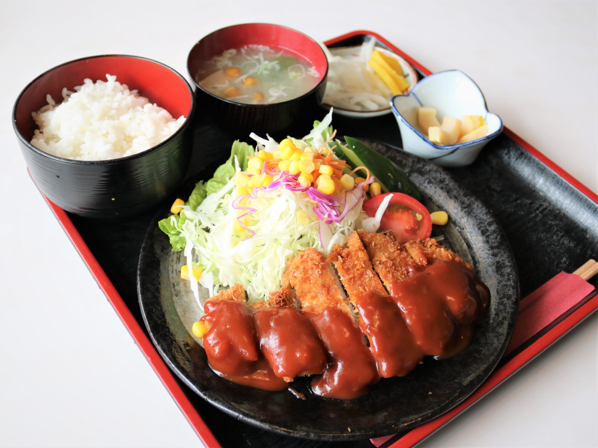 柳ケ瀬本店 関西風とんかつを喰らう(K)の前橋グルメ情報｜前橋発、新しい風 「めぶく」街 。前橋の様々な話題を取り扱う前橋新聞-mebukuです。