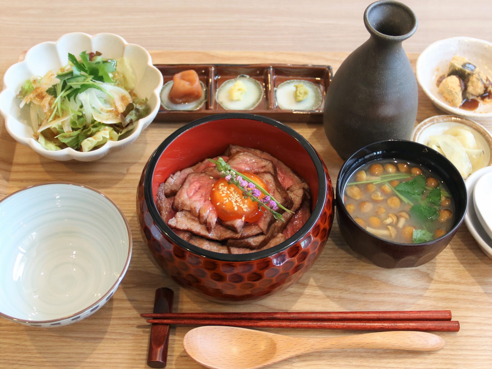 肉処しま 赤城和牛で「ひつまぶし」（K）の前橋グルメ情報｜前橋発、新しい風 「めぶく」街 。前橋の様々な話題を取り扱う前橋新聞-mebukuです。