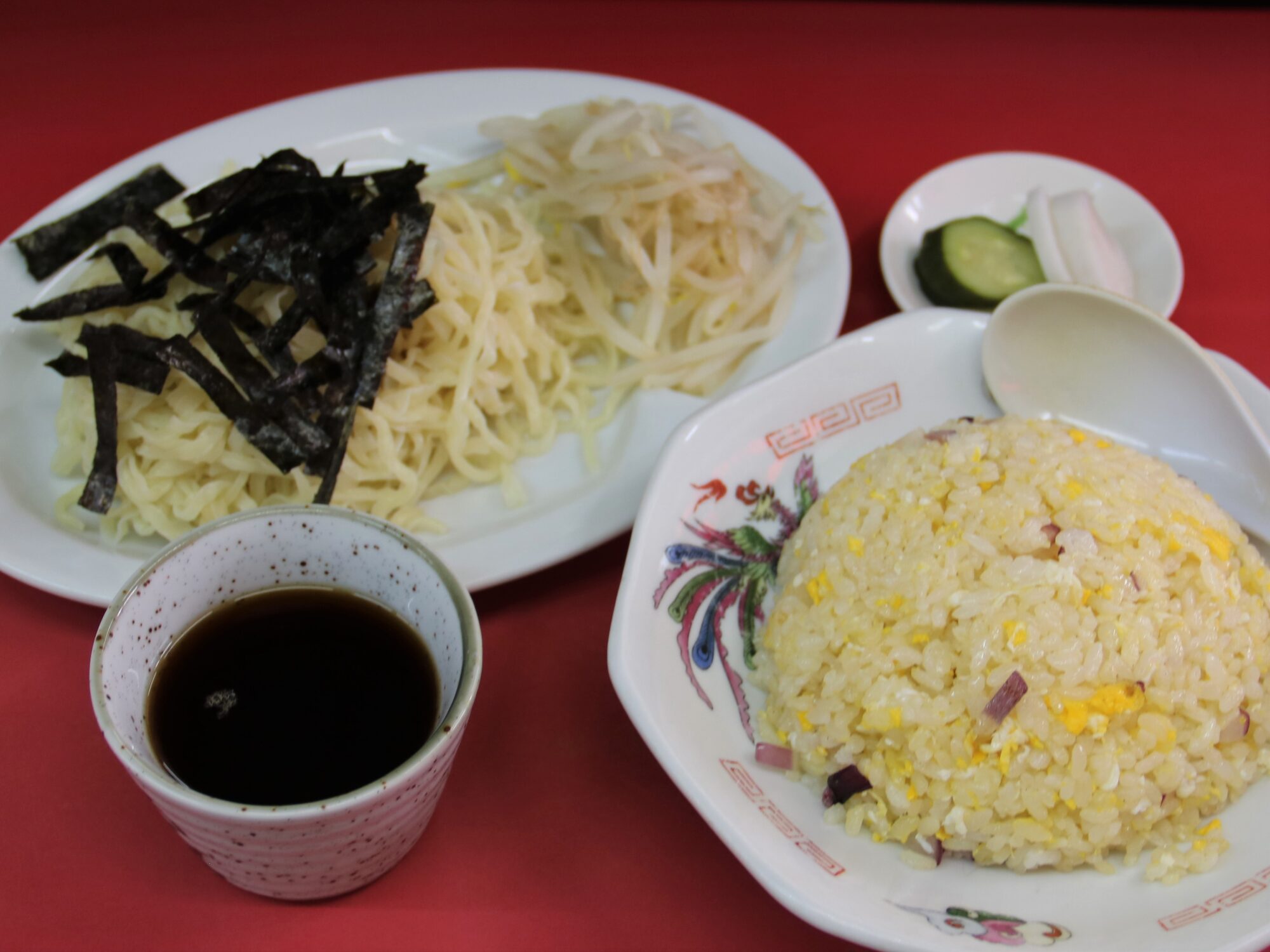 前橋飯店 シンプルの極み、つけ麺を食す(K)の前橋グルメ情報｜前橋発、新しい風 「めぶく」街 。前橋の様々な話題を取り扱う前橋新聞-mebukuです。