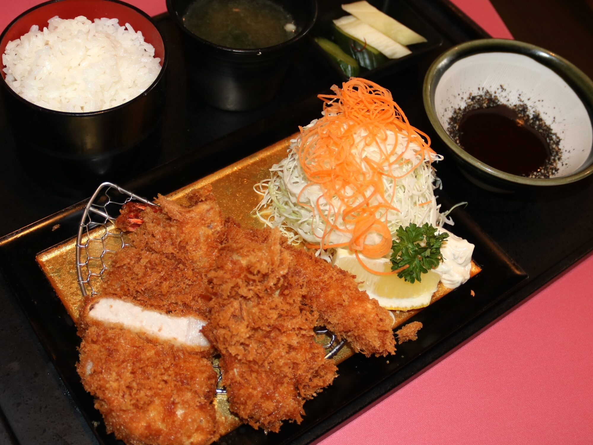 とんかつ大志 組み合わせは何と4096通り(K)の前橋グルメ情報｜前橋発、新しい風 「めぶく」街 。前橋の様々な話題を取り扱う前橋新聞-mebukuです。