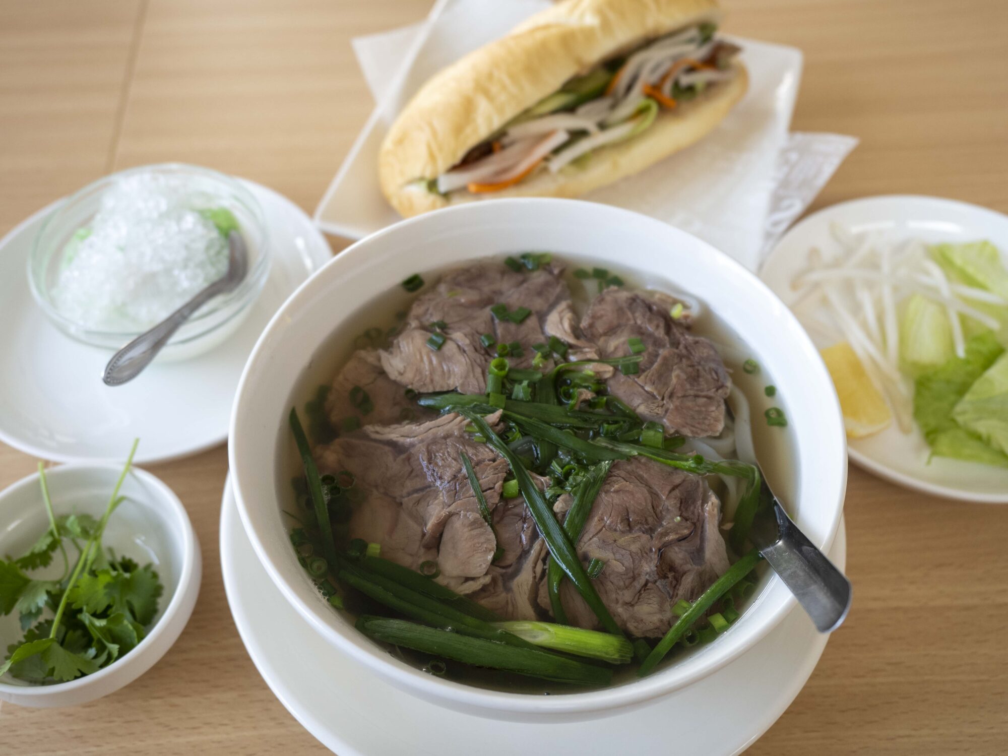 ヒュン ビオ ハノイ生まれの店長が腕を奮う（N）の前橋グルメ情報｜前橋発、新しい風 「めぶく」街 。前橋の様々な話題を取り扱う前橋新聞-mebukuです。