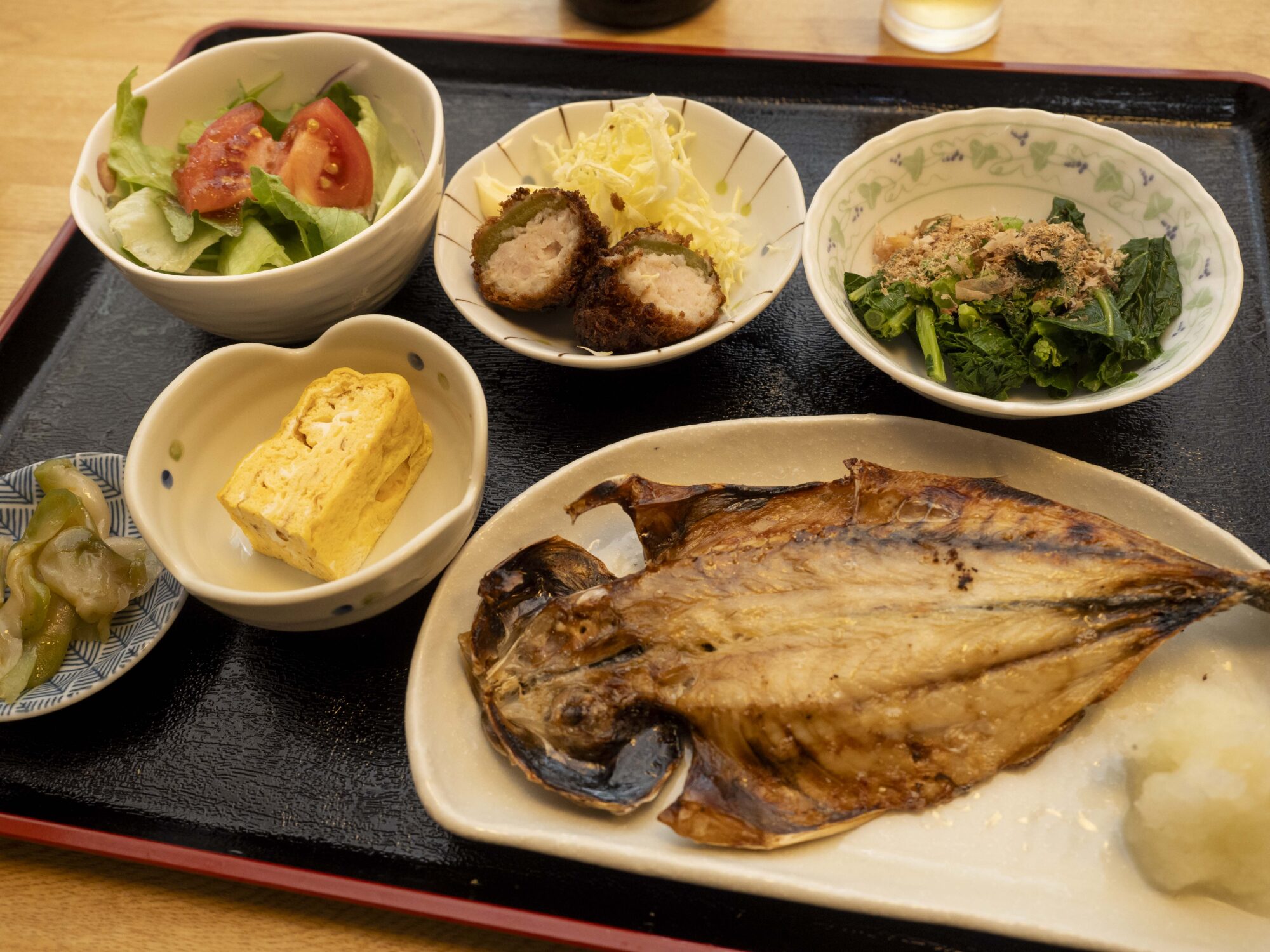 李玖（りく） 小鉢いっぱいの定食で一杯(K)の前橋グルメ情報｜前橋発、新しい風 「めぶく」街 。前橋の様々な話題を取り扱う前橋新聞-mebukuです。