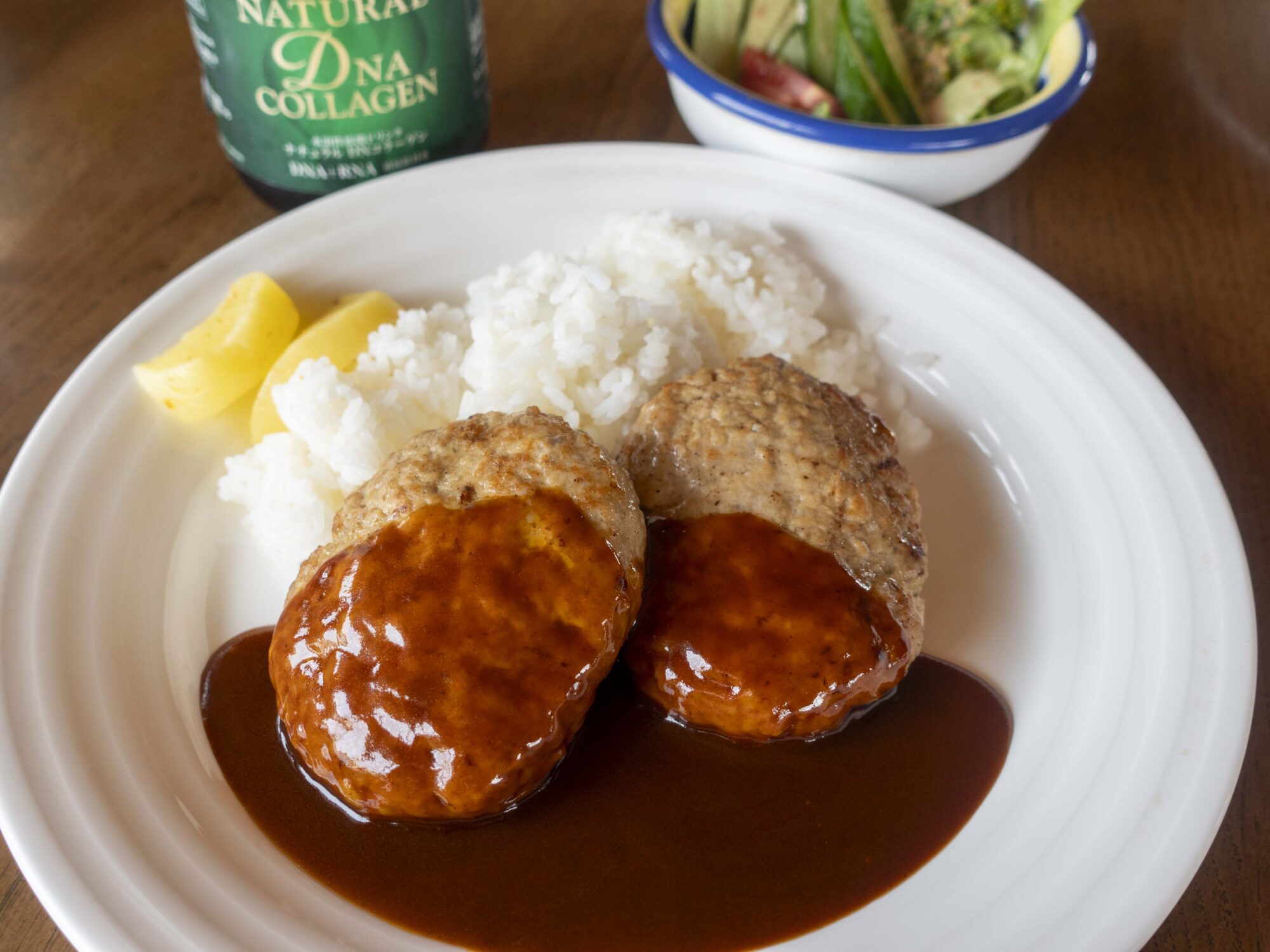 ホワイトハウス アメリカンな空間で肉を食す（N）の前橋グルメ情報｜前橋発、新しい風 「めぶく」街 。前橋の様々な話題を取り扱う前橋新聞-mebukuです。