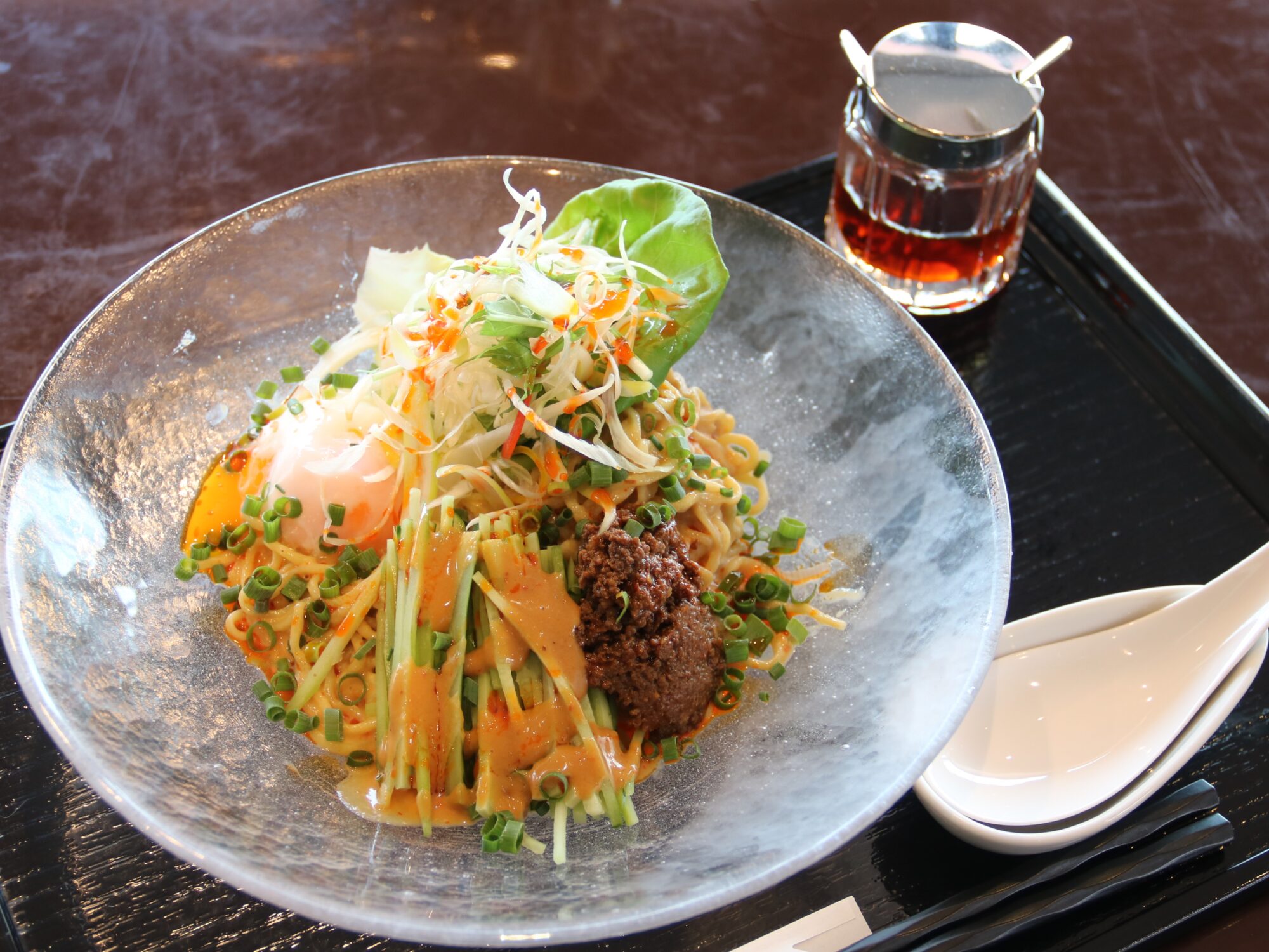 中華レストラン 四季彩 冷やしも旨い 汁なし担々麵(K)の前橋グルメ情報｜前橋発、新しい風 「めぶく」街 。前橋の様々な話題を取り扱う前橋新聞-mebukuです。