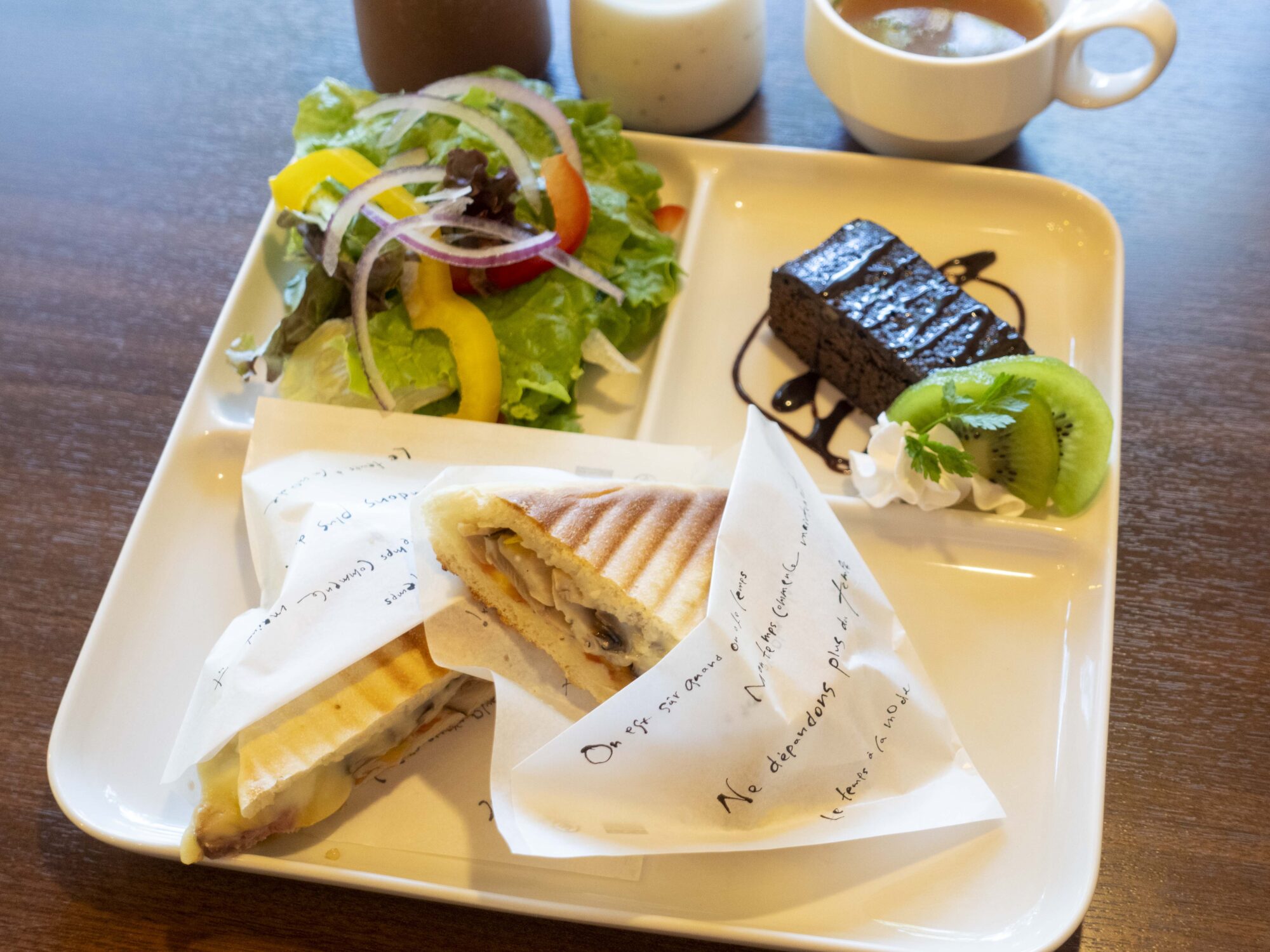 BEE Garden cafe（ビーガーデンカフェ） 20年前から続く前橋の軽井沢の前橋グルメ情報｜前橋発、新しい風 「めぶく」街 。前橋の様々な話題を取り扱う前橋新聞-mebukuです。