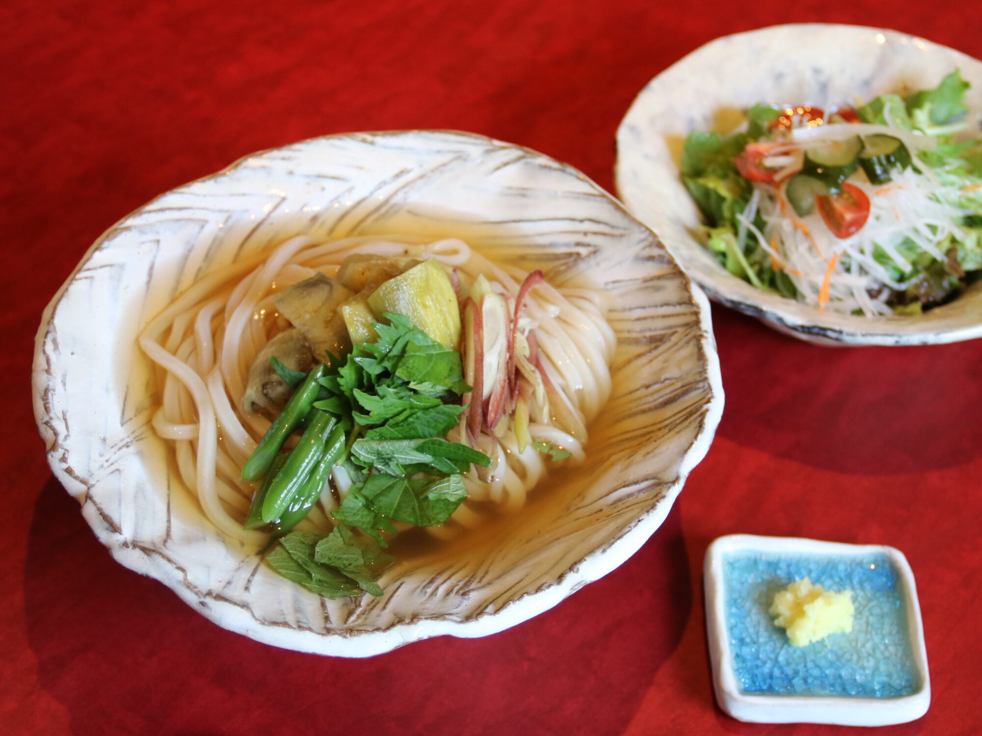 和ダイニング泉 夏に食べたい涼感満点うどん(K)の前橋グルメ情報｜前橋発、新しい風 「めぶく」街 。前橋の様々な話題を取り扱う前橋新聞-mebukuです。