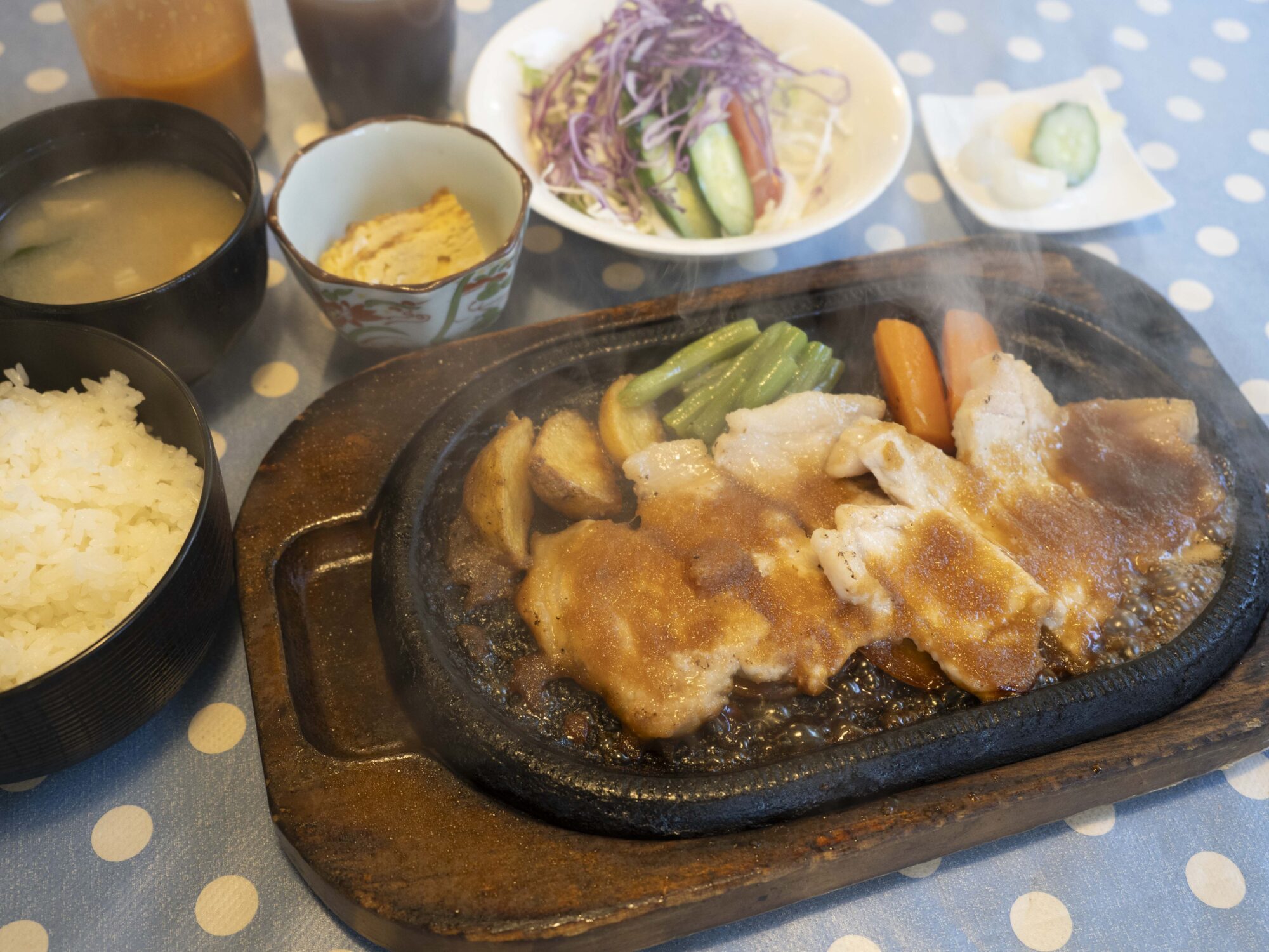 レストランまとい 肉派も魚党もみんな満足(K)の前橋グルメ情報｜前橋発、新しい風 「めぶく」街 。前橋の様々な話題を取り扱う前橋新聞-mebukuです。