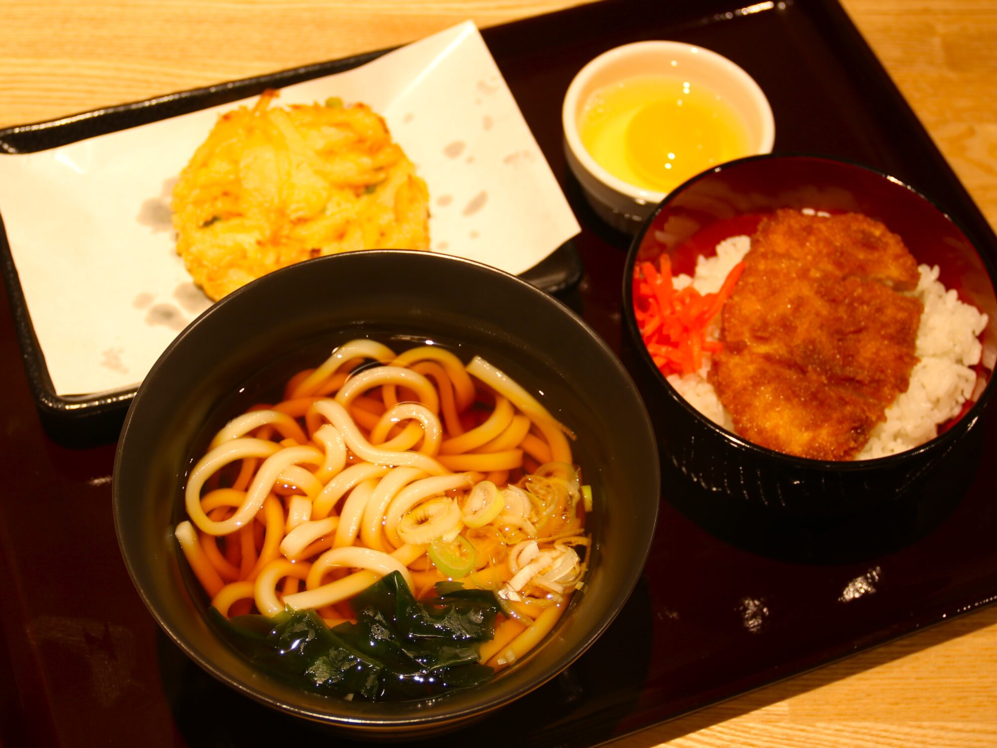 アクエル食堂 前橋駅に駅そばができた(K)の前橋グルメ情報｜前橋発、新しい風 「めぶく」街 。前橋の様々な話題を取り扱う前橋新聞-mebukuです。