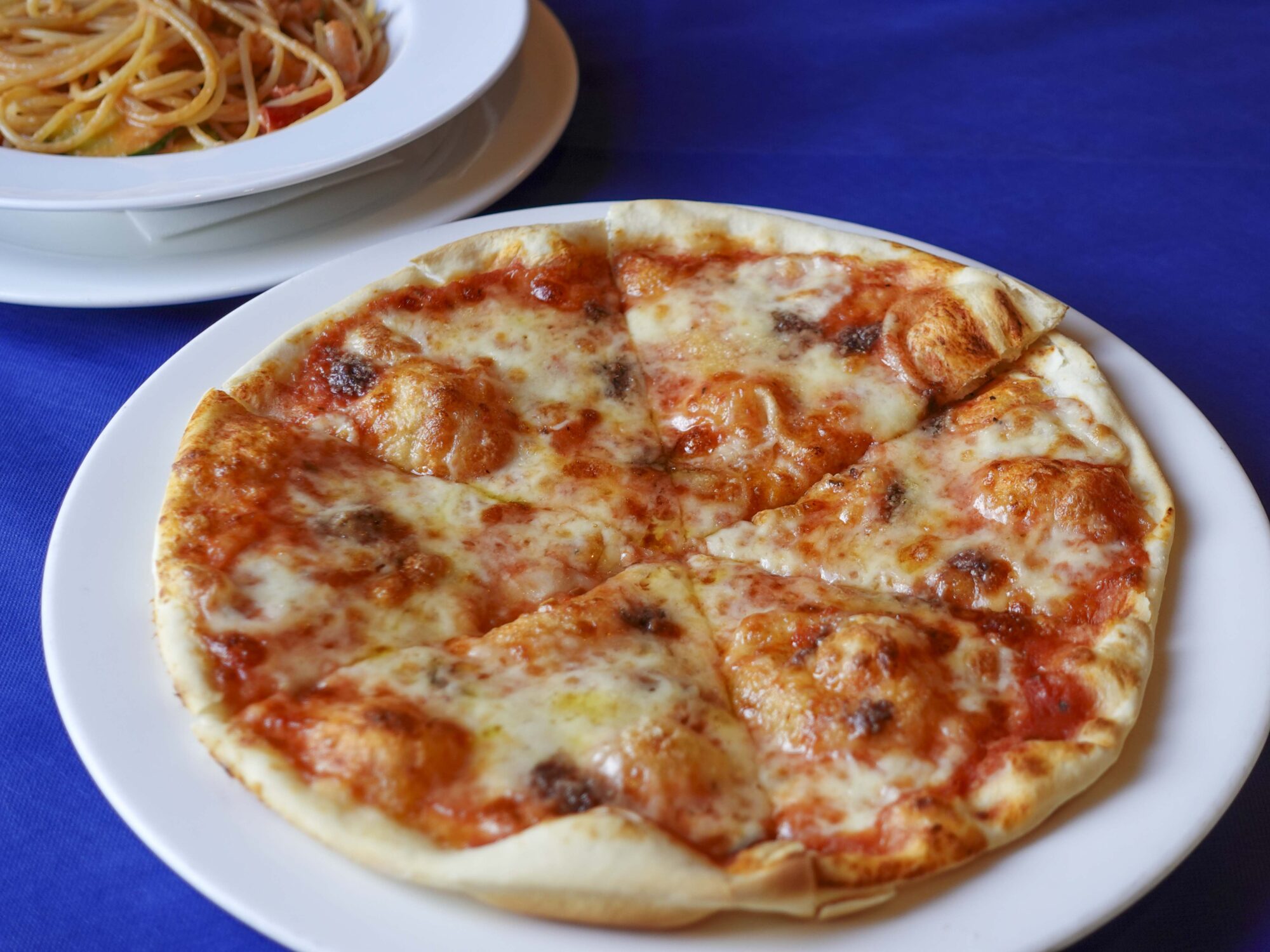 ペペロンチーノ やめられない止まらない薄焼きピザの前橋グルメ情報｜前橋発、新しい風 「めぶく」街 。前橋の様々な話題を取り扱う前橋新聞-mebukuです。