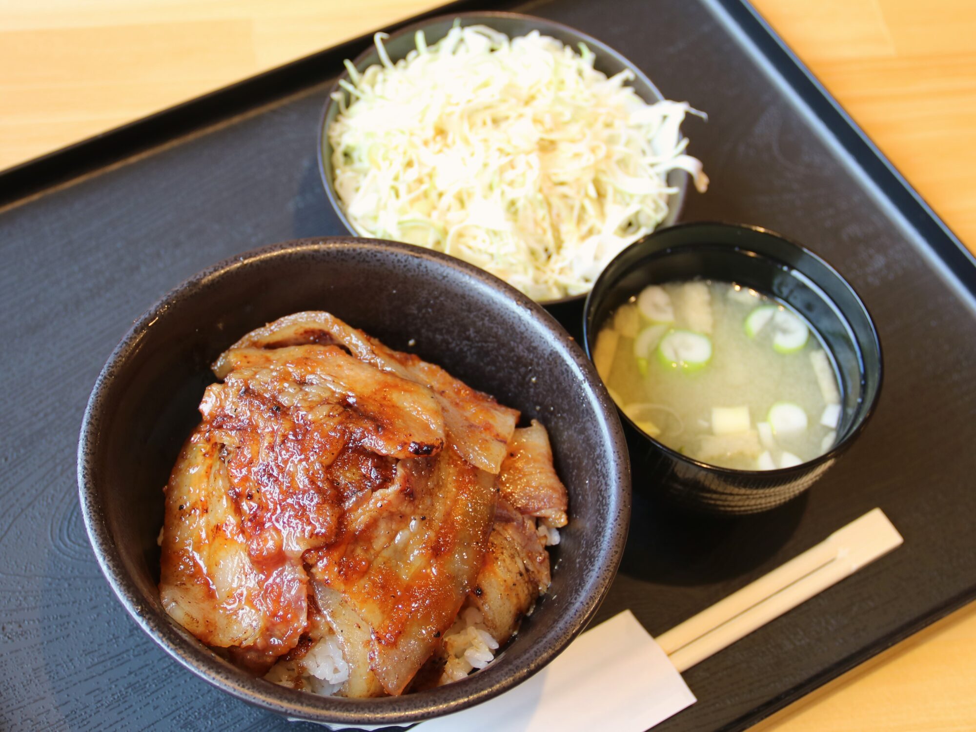 ブタリコ前橋店 上州ぜいたく豚丼を食すの前橋グルメ情報｜前橋発、新しい風 「めぶく」街 。前橋の様々な話題を取り扱う前橋新聞-mebukuです。