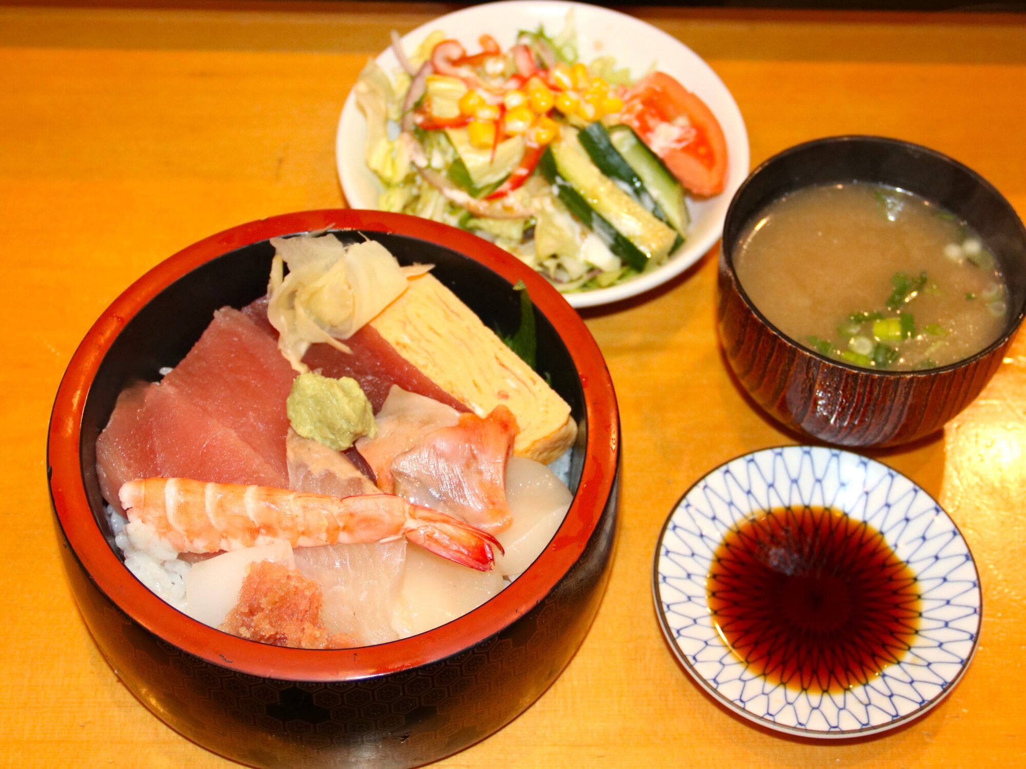 朝日寿し 元魚屋さんの海鮮丼の前橋グルメ情報｜前橋発、新しい風 「めぶく」街 。前橋の様々な話題を取り扱う前橋新聞-mebukuです。