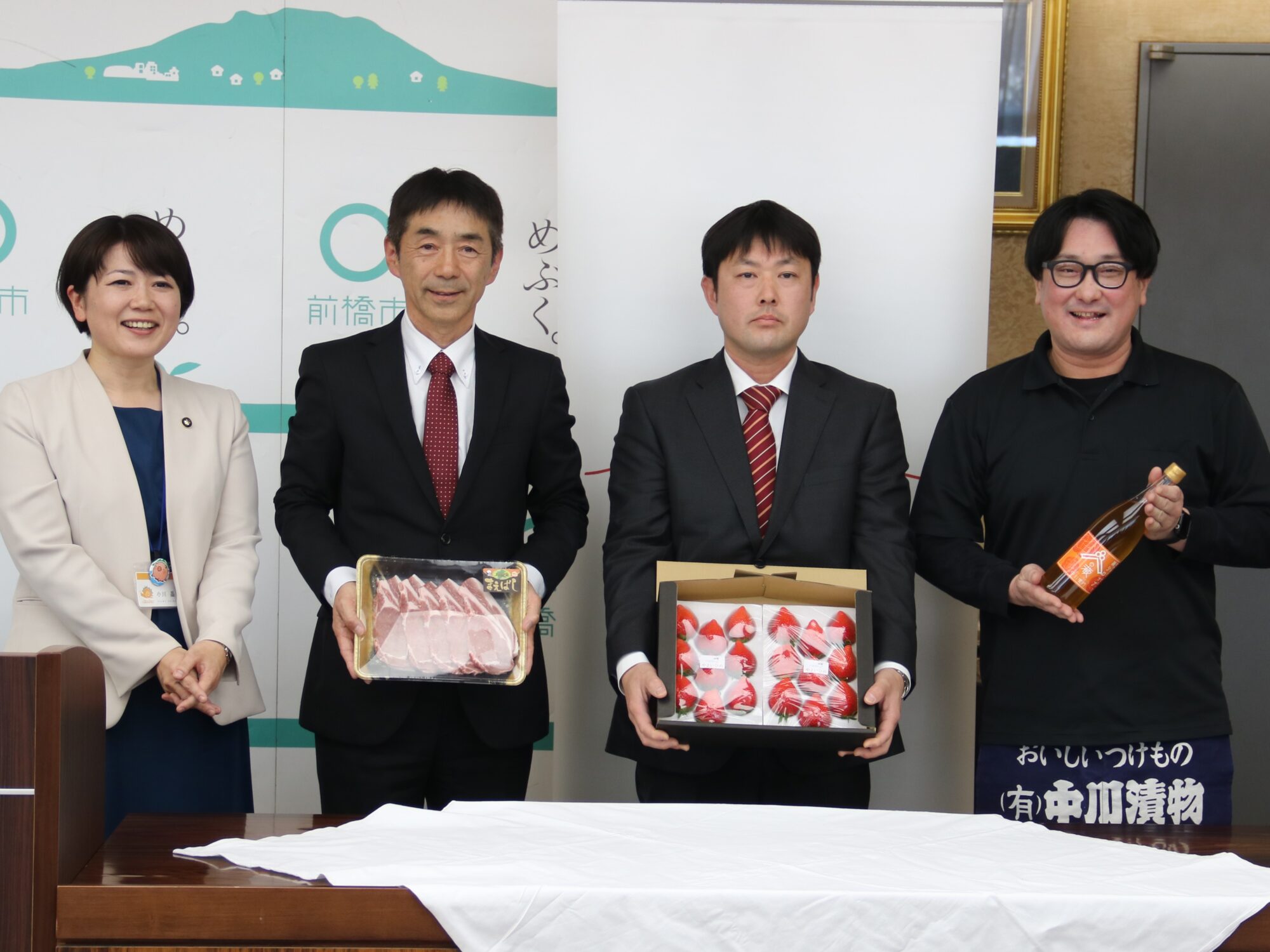 赤城の恵に3品仲間入り 麦豚、イチゴ、梅シロップ｜前橋発、新しい風 「めぶく」街 。前橋の様々な話題を取り扱う前橋新聞-mebukuです。