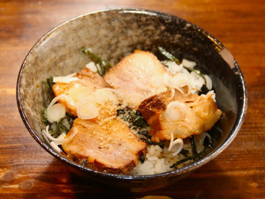 らー麺屋台 骨のZUI 豚と鶏 「骨まで愛して」の前橋グルメ情報｜前橋発、新しい風 「めぶく」街 。前橋の様々な話題を取り扱う前橋新聞-mebukuです。