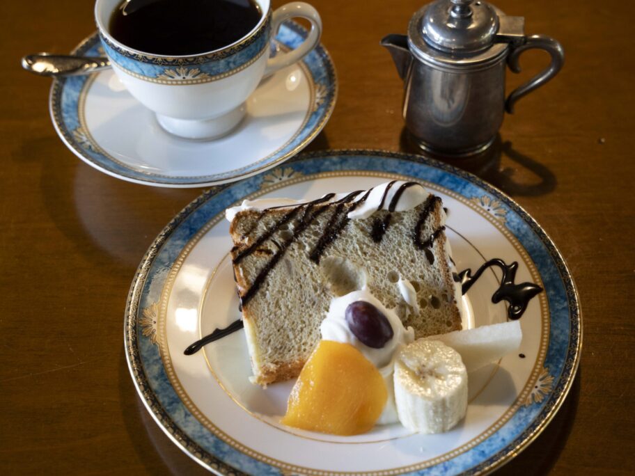 べえす 前橋の老舗ジャズ喫茶の一杯の前橋グルメ情報｜前橋発、新しい風 「めぶく」街 。前橋の様々な話題を取り扱う前橋新聞-mebukuです。